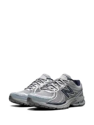 NEW BALANCE 860 V2 Sneakers - Grey