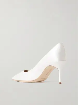 Manolo Blahnik Bb 70 Satin Pumps - Neutrals