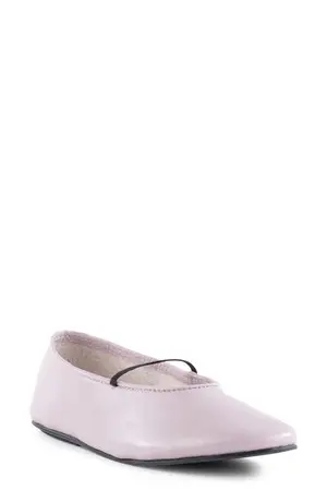 Seychelles Elastic Flats For Women