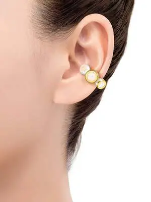 TASAKI 18kt Yellow M/g Sliced Bezel Pearl Ear Cuff