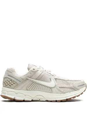 Nike Zoom Vomero Sneakers - Neutrals