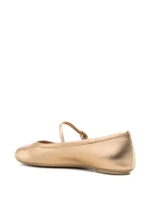 GIANVITO ROSSI Carla Buckled Ballerinas - Gold