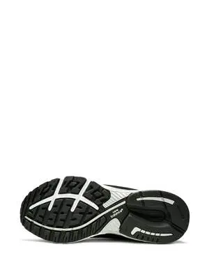 NEW BALANCE 993 Lace-up Sneakers - Black