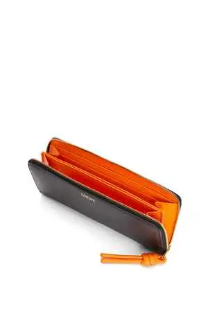Loewe Luxury Knot Zip Around Wallet In Shiny Nappa Calfskin Black/bright Orange