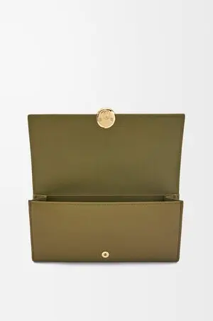 Loewe Pebble Continental Wallet In Shiny Nappa Leather Skin Olive