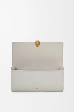 Loewe Pebble Continental Wallet In Shiny Nappa Leather Skin - Shell Grey