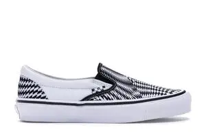 VANS Slip-on Sneakers - Black/true White