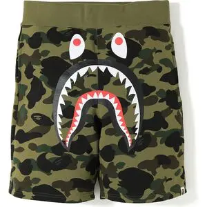 A BATHING APE 1st Camo Shark Sweat Shorts - Green
