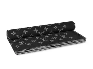 LOUIS VUITTON Monogram Eclipse Blanket