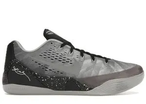Nike Kobe Em Low Sneakers