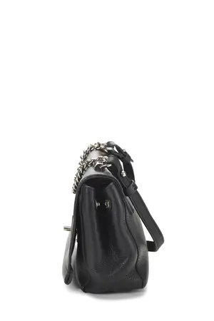LOUIS VUITTON Leather Lockme Ii - Black