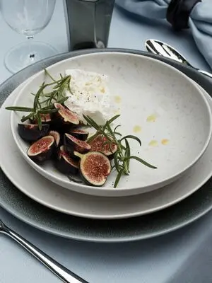 L'Objet Terra Porcelain Plate - White