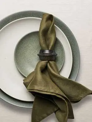 L'Objet Terra Porcelain Plate - Green