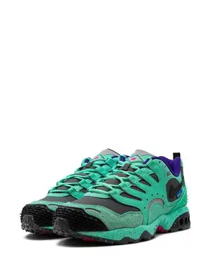 Nike X Undefeated Air Humara Sneakers - Green