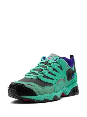 Nike X Undefeated Air Humara Sneakers - Green