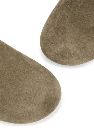 THE ROW Hugo Suede Mules - Brown