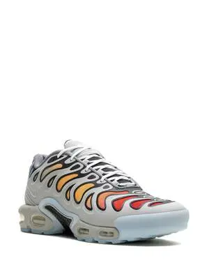 Nike Max Plus Drift Sneakers