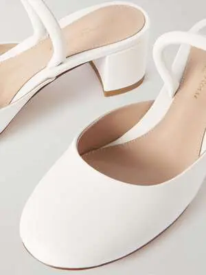GIANVITO ROSSI 45 Leather Pumps - White