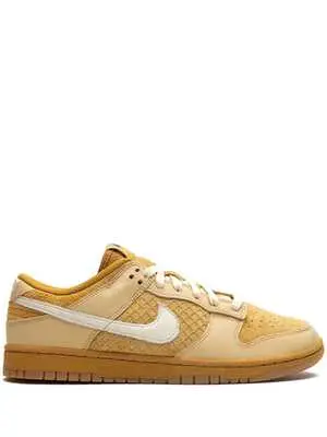 Nike Dunk Low Waffle Sneakers - Neutrals