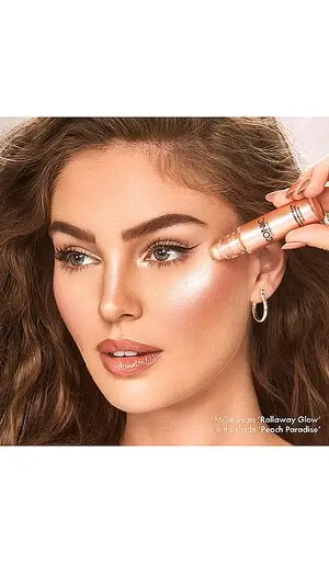 ICONIC LONDON Rollaway Glow Liquid Highlighter - Peach Paradise