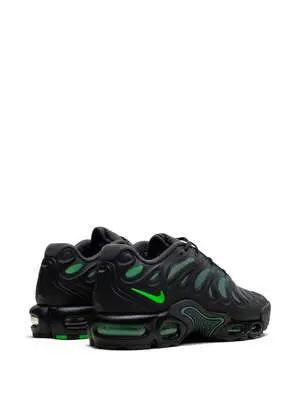 Nike Air Max Plus Drift Sneakers - Black
