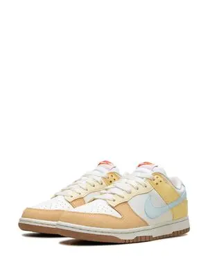 Nike Dunk Low Sneakers - White