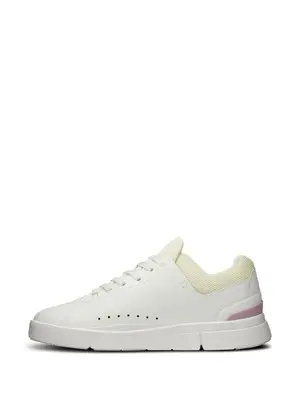 On The Roger Advantage Lace-up Sneakers - White