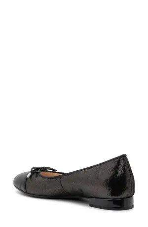 ARA Sonoma Cap Toe Flat
