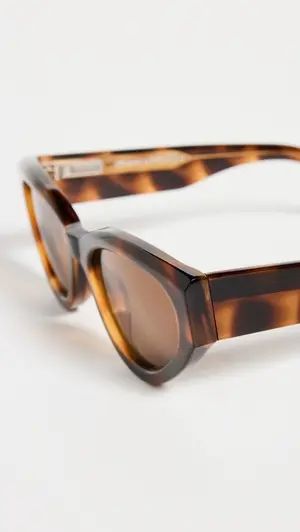 Chimi 06 Cateye Sunglasses - Tortoise