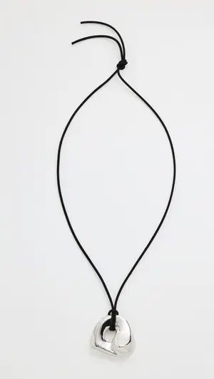 Agmes Gertrude Pendant Necklace - Silver
