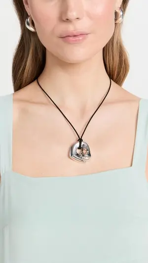 Agmes Gertrude Pendant Necklace - Silver