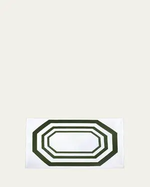 THE LINO Essential Tablecloth, 71" X 125 - Green