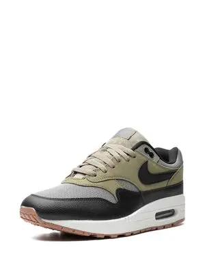 Nike Air Max 1 Sneakers