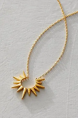 SATYA JEWELRY Starburst Pendant Necklace