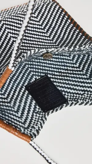 Dragon Diffusion Minga Tote