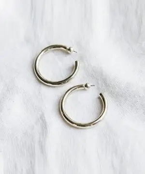 SOPHIE BUHAI Medium Everyday Hoop Earrings - Silver