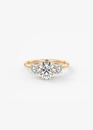 FRANK DARLING Royale Three Stone Round Ring - Yellow Gold