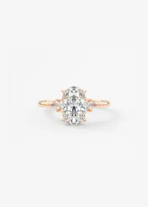 FRANK DARLING Oval Three Stone Engagement Ring - Yellow Gold