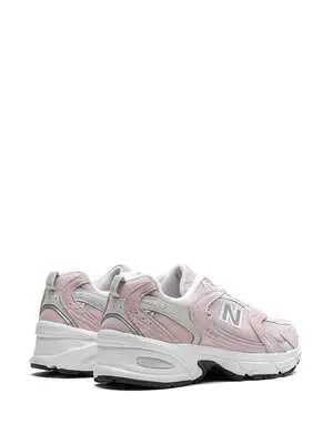 NEW BALANCE 530 Sneakers - Pink