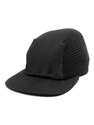 Issey Miyake Plissé-effect Baseball Cap - Black