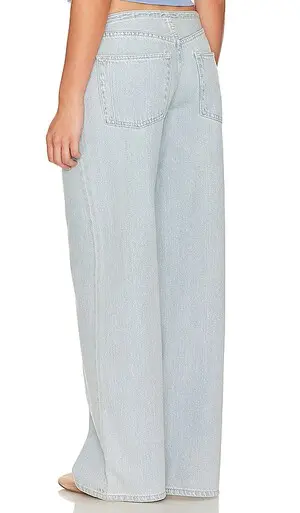 Still Here Cool In Denim-light - Cloud Vintage Blue