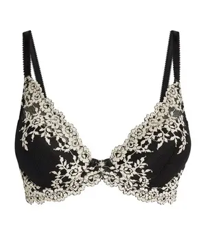 Wacoal Embrace Lace Underwired Plunge Bra - Black