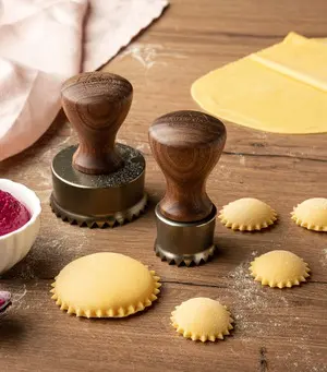 MARCATO Round Ravioli Stamp