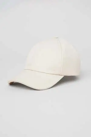 Alo Yoga Satin Off-duty Cap - Creme