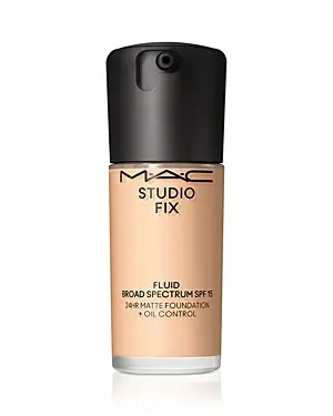MAC COSMETICS Studio Fix Fluid Spf 15 24hr Matte Foundation + Oil Control 1 Oz. Nc16