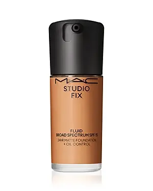 MAC COSMETICS Studio Fix Fluid Spf 15 24hr Matte Foundation + Oil Control 1 Oz. Nc45