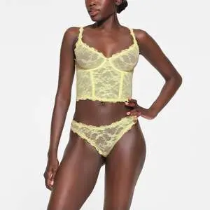 SKIMS Stretch Lace Corset - Lemonade