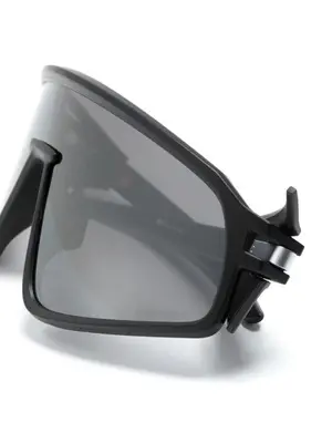 Oakley Latch™ Panel Navigator-frame Sunglasses - Black