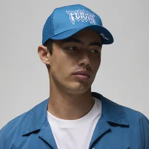 JORDAN Rise Structured Trucker Cap