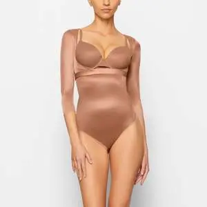 SKIMS Simply Bare Open Bust Arm Shaper - Sienna